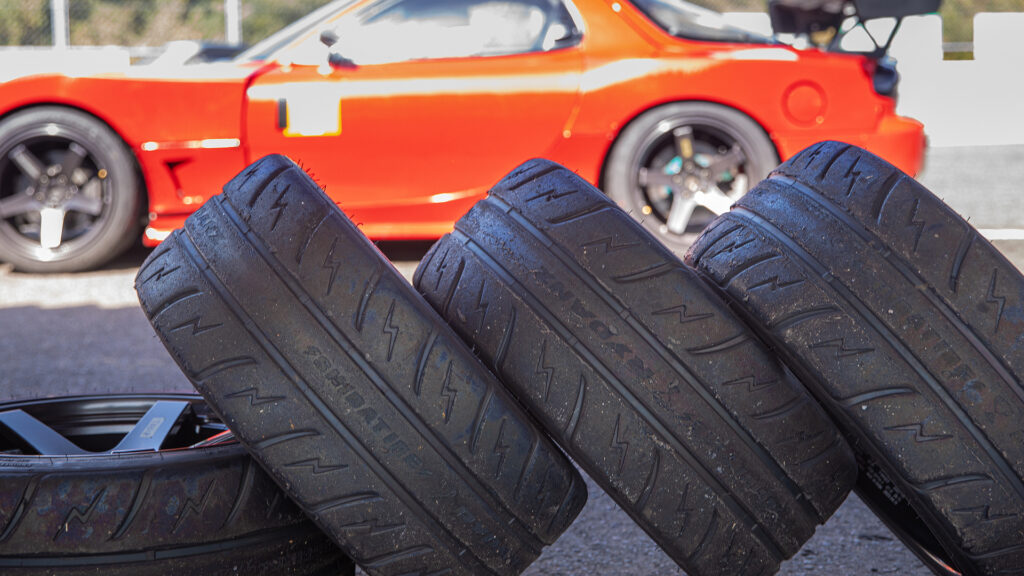 SHIBATIRE R31 200T | タイヤの通信販売