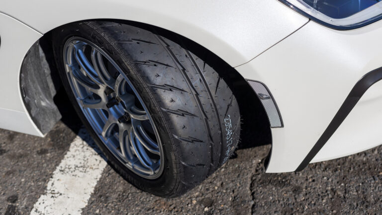 SHIBATIRE R23 200R | タイヤの通信販売